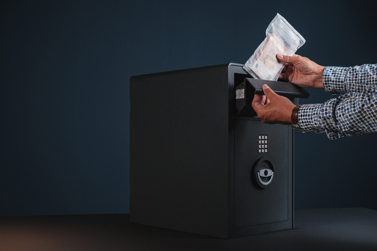 Efficient Cash Handling Solutions | Brink's - Notemachine a Brink's Company